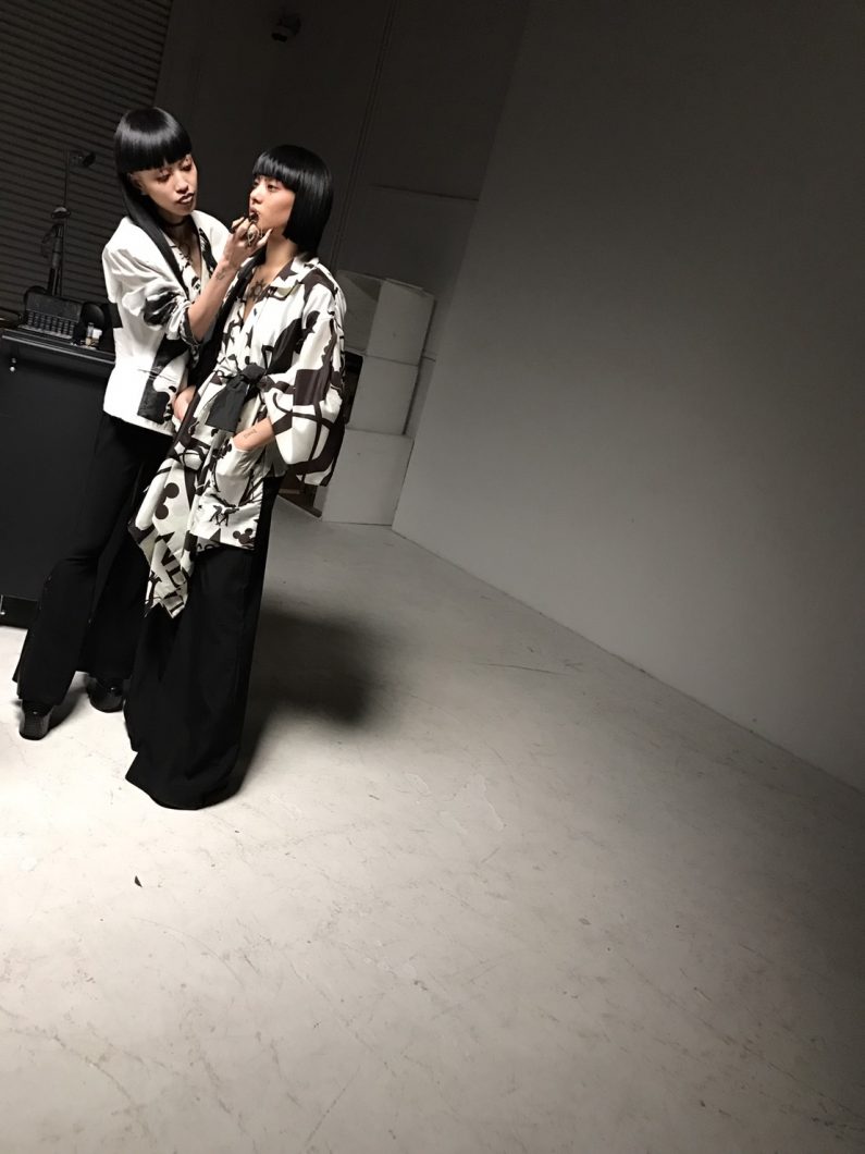 みんなが気になるメイク術！世界観に欠かせないAyaBambiの奇抜メイクアップ動画が『NYLON JAPAN』から公開！ | | Dews ...